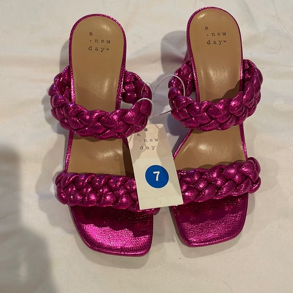 a new day | Shoes | Nwt Womens Pink Metallic Basil Heels From Targets A ...